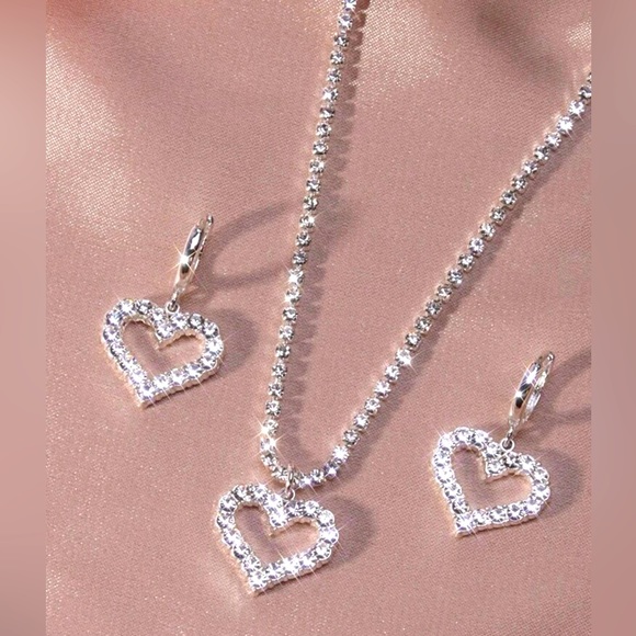 Jewelry | 2pcsset Rhinestone Heart Jewelry Set | Poshmark